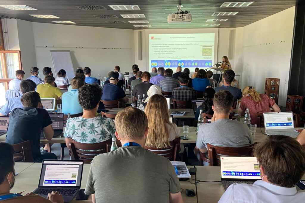 Rückblick: Deep Learning Schule "Basic Concepts" - ErUM-Data-Hub